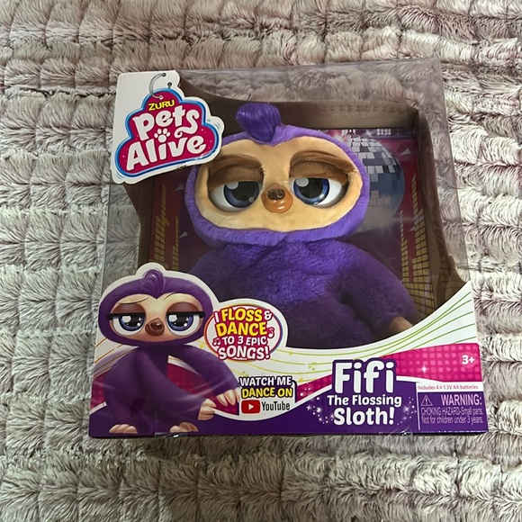 zuru pets alive | Toys | Zuru Pets Alive Fifi The Flossingsloth | Poshmark